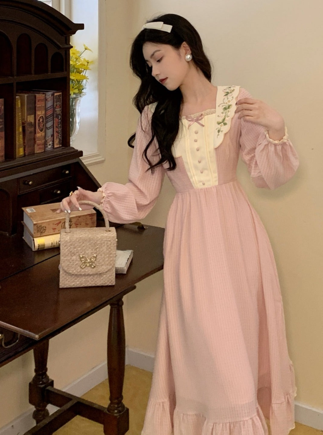 Vintagecore Embroidered Feminine Dress– The Cottagecore