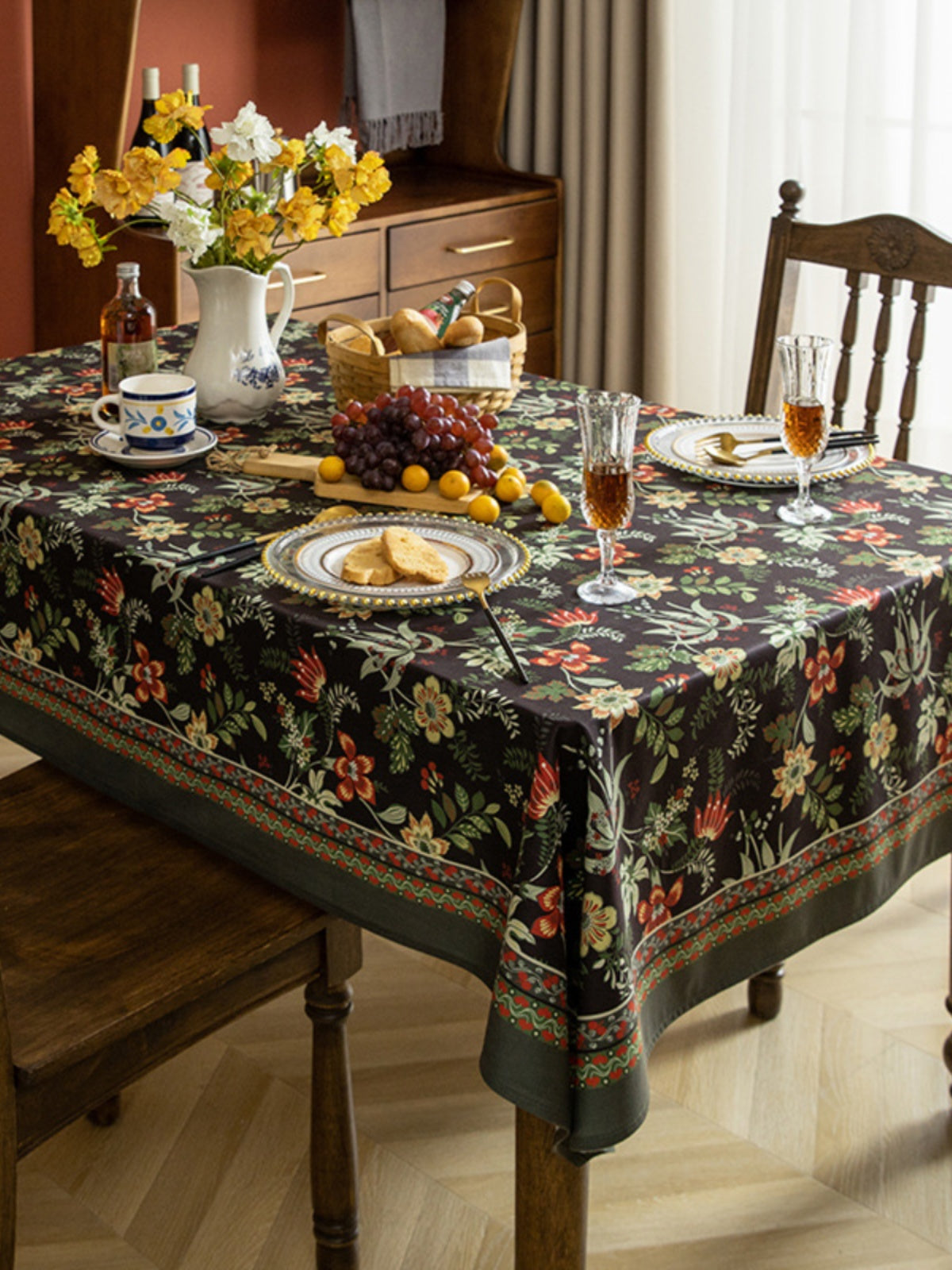 Countryside Floral Tablecloth– The Cottagecore
