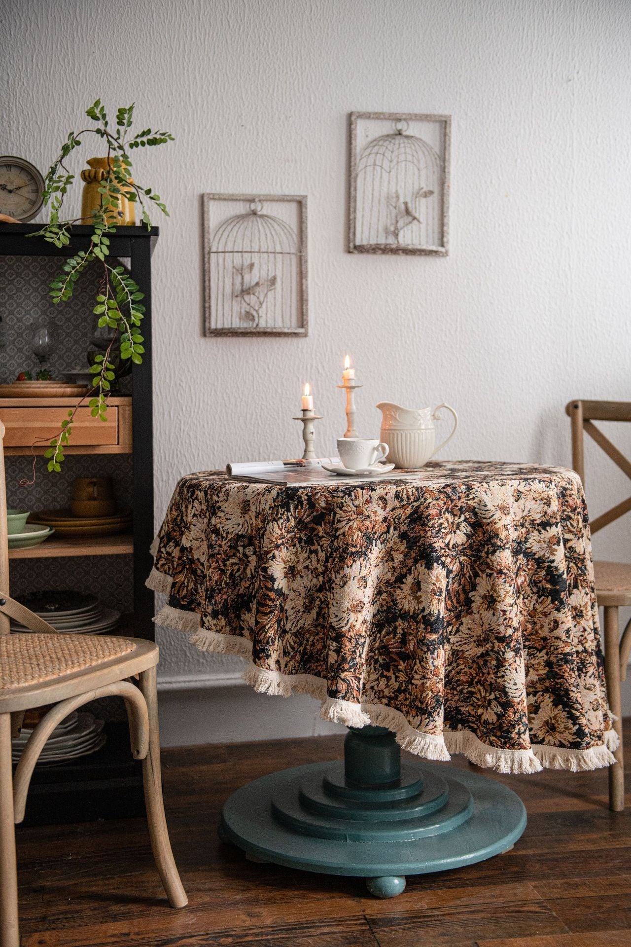 Retro Floral Tablecloth– The Cottagecore