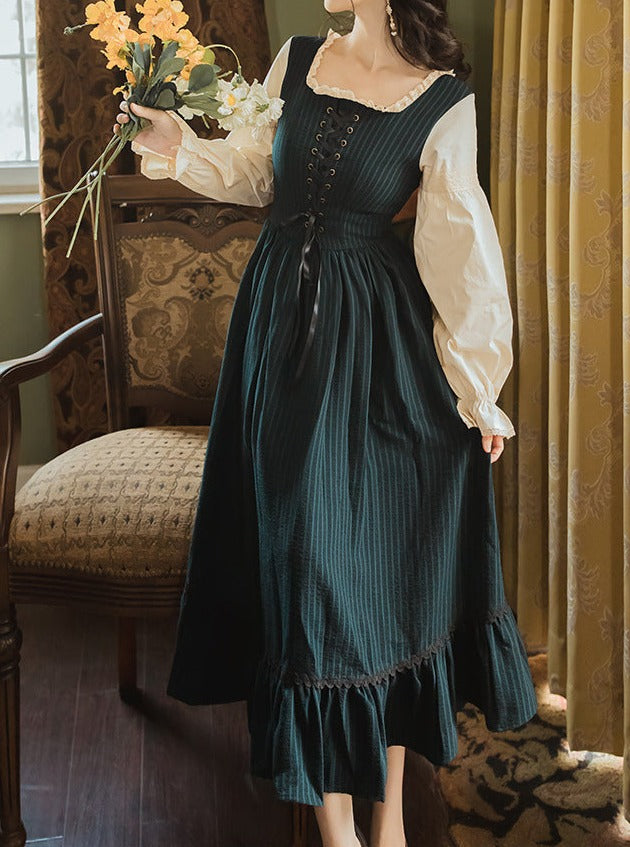 Antique Royalcore Lace Up Dress– The Cottagecore