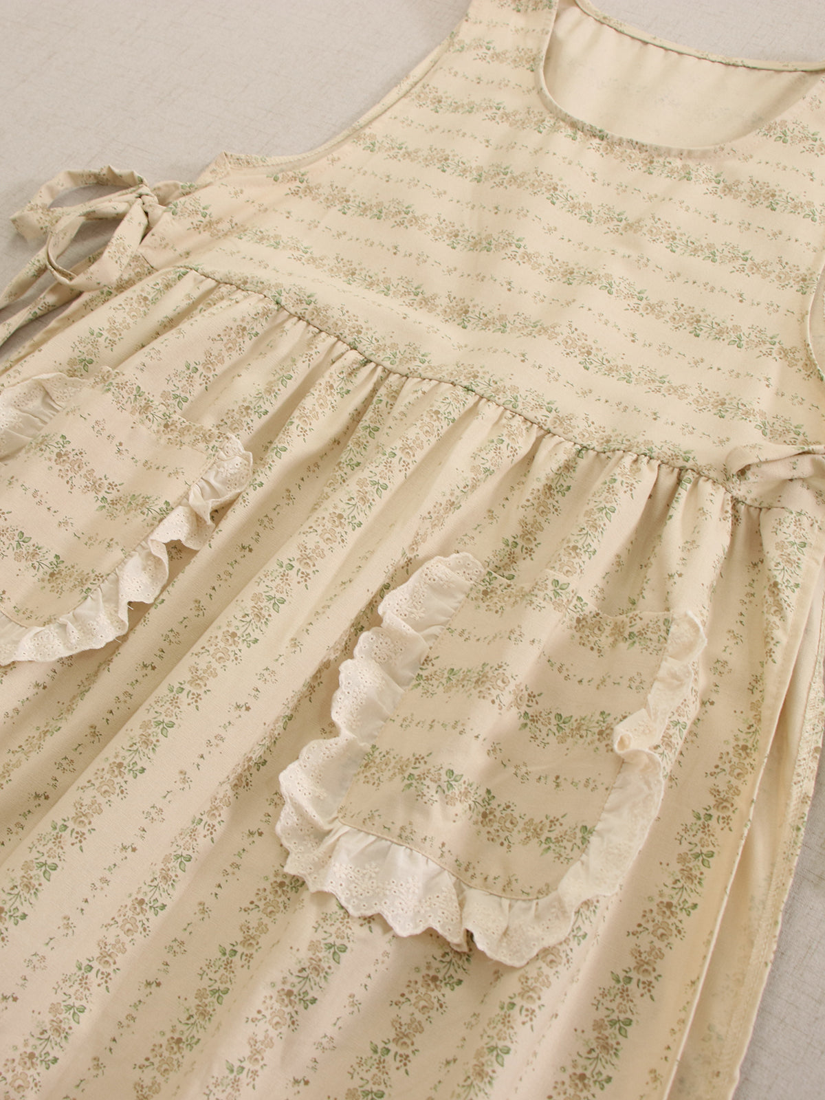 Cute Pocket Slit Apron Dress– The Cottagecore