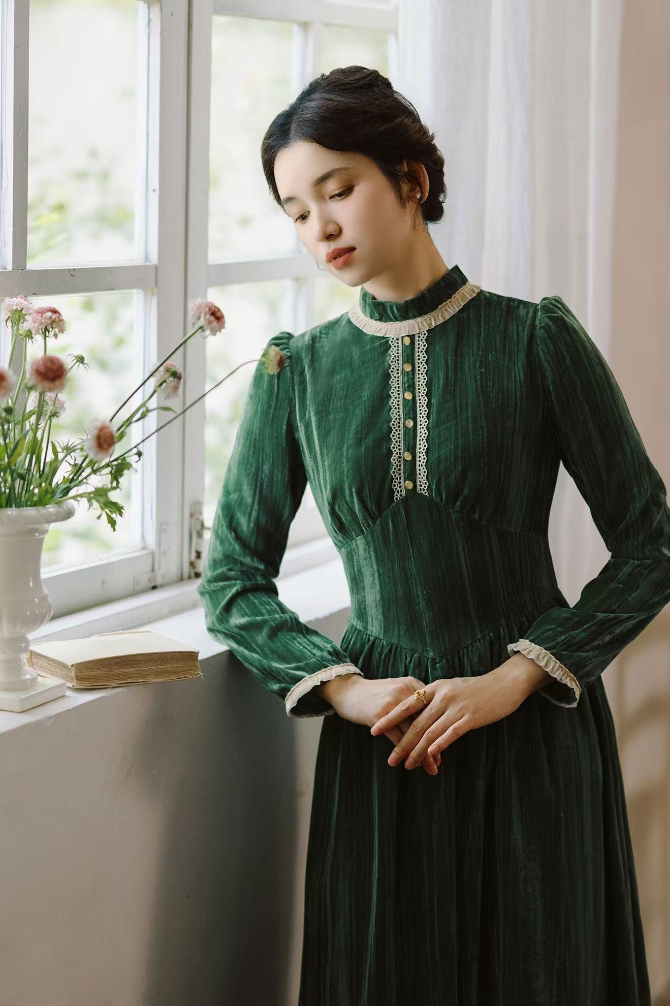 Stand Collar Velvet Victorian Dress– The Cottagecore