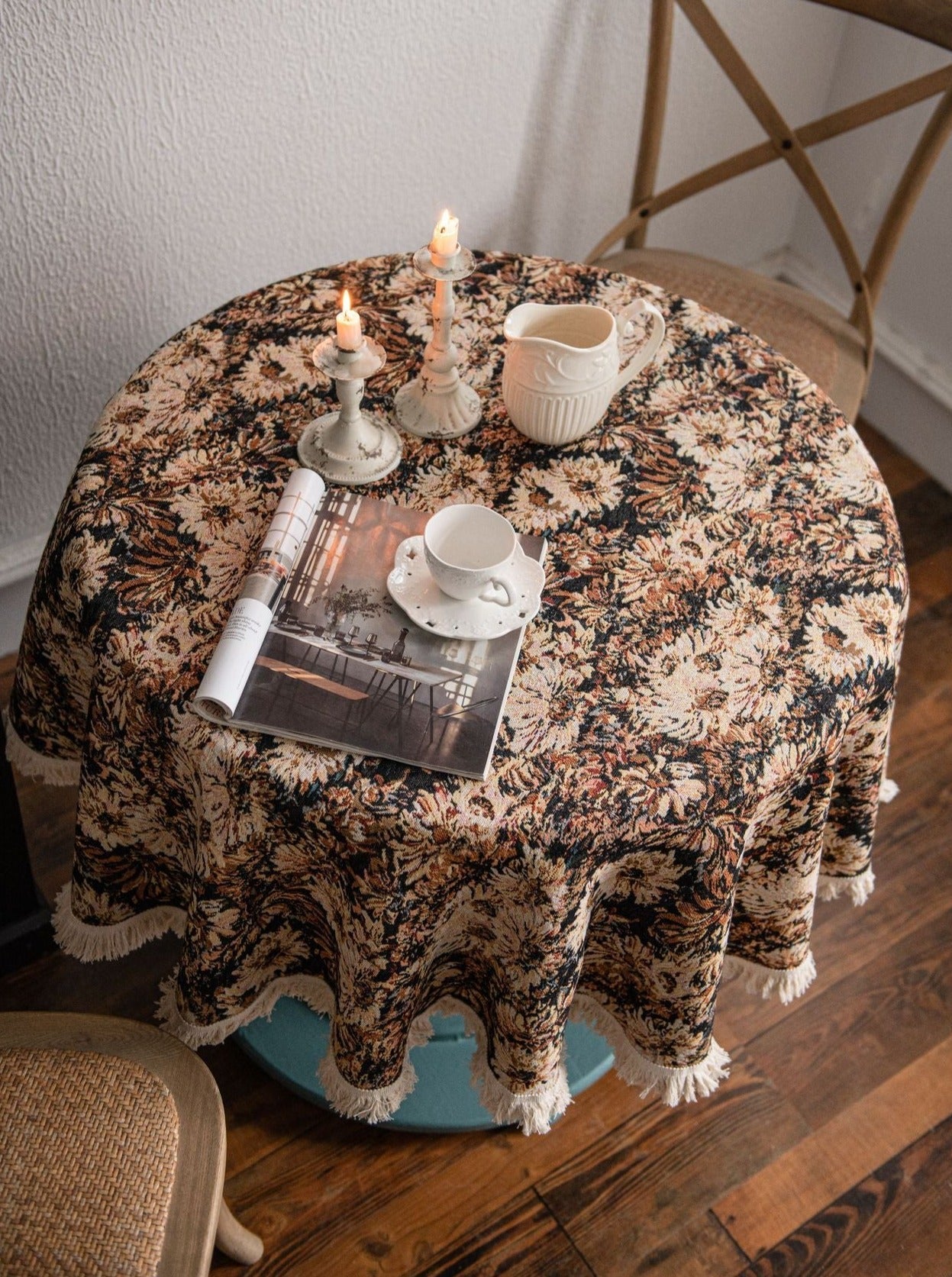 Retro Floral Tablecloth– The Cottagecore