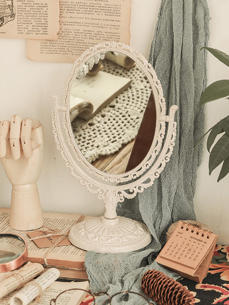 Vintage Oval Mirror– The Cottagecore
