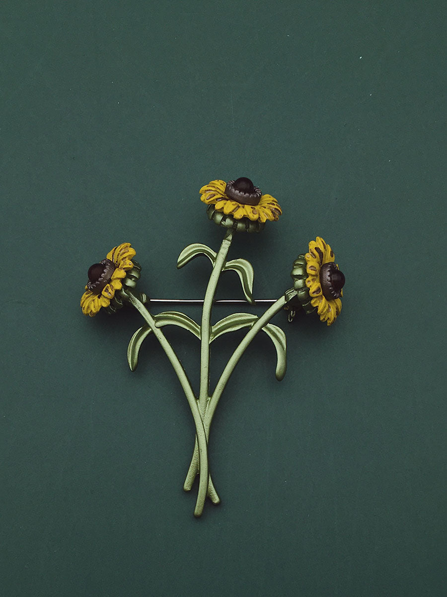 Artistic Sunflower Brooch– The Cottagecore