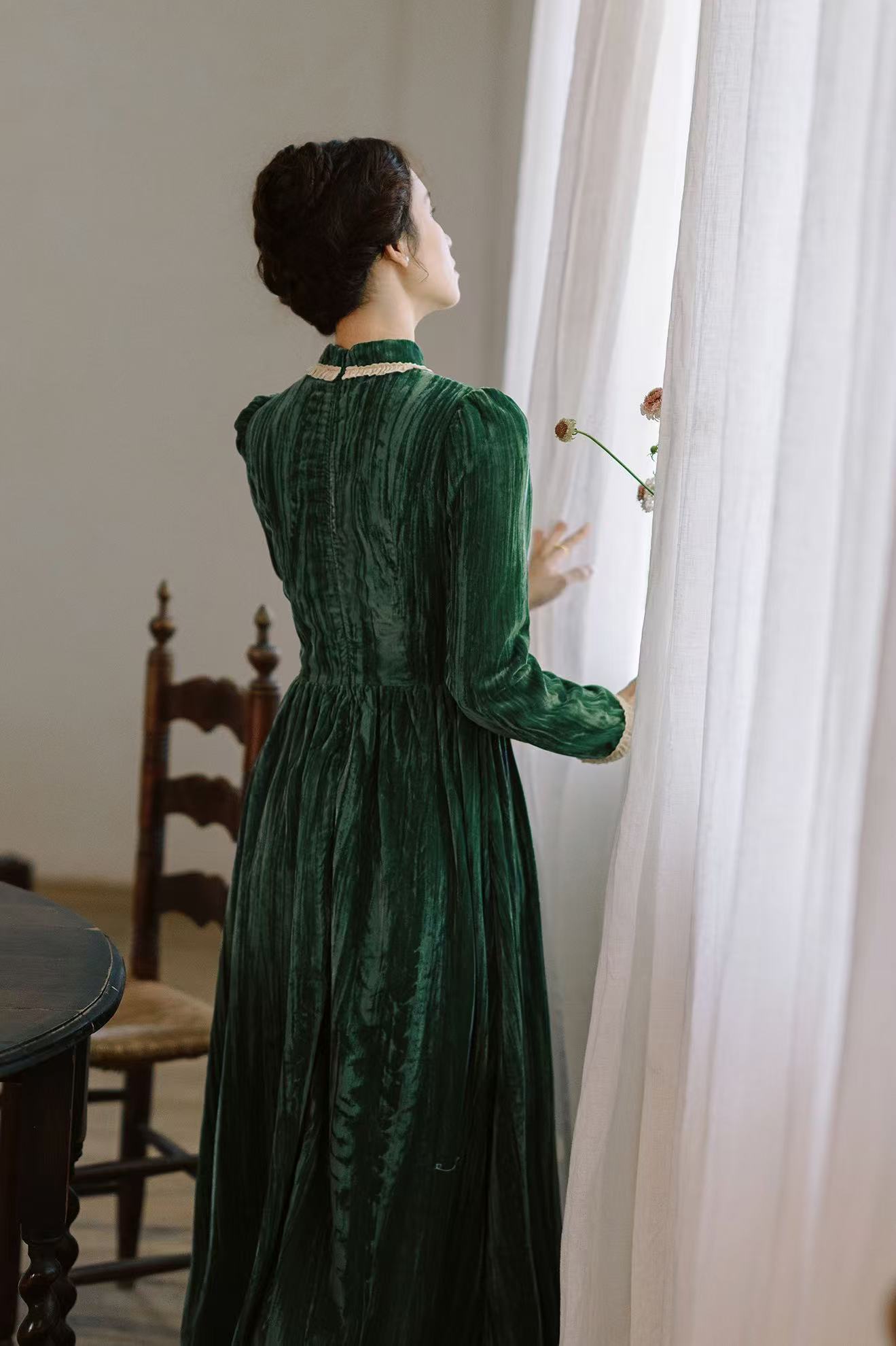 Stand Collar Velvet Victorian Dress– The Cottagecore