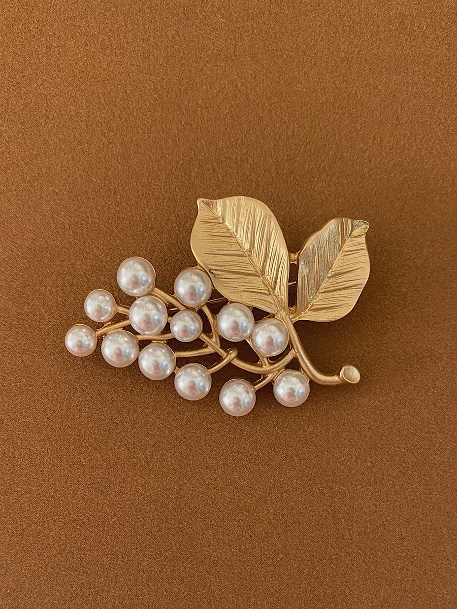 Pearl Grape Brooch– The Cottagecore