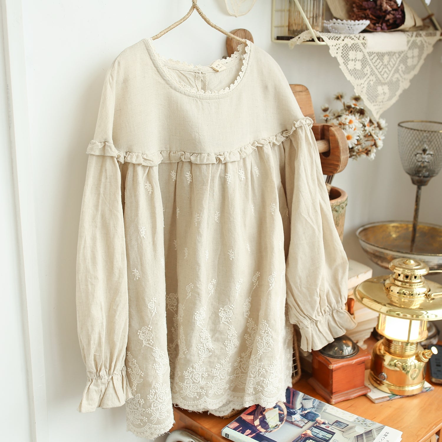 Naturecore Embroidered Linen Top– The Cottagecore