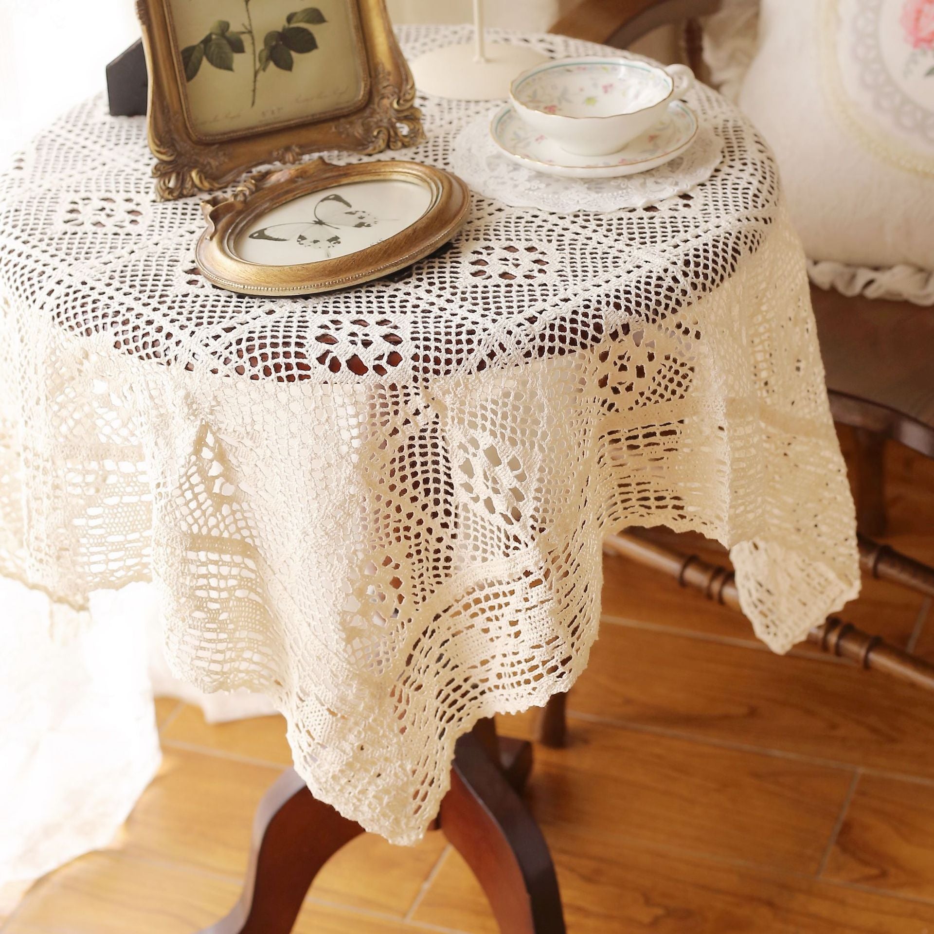 Lace Embroidered Simple Tablecloth– The Cottagecore
