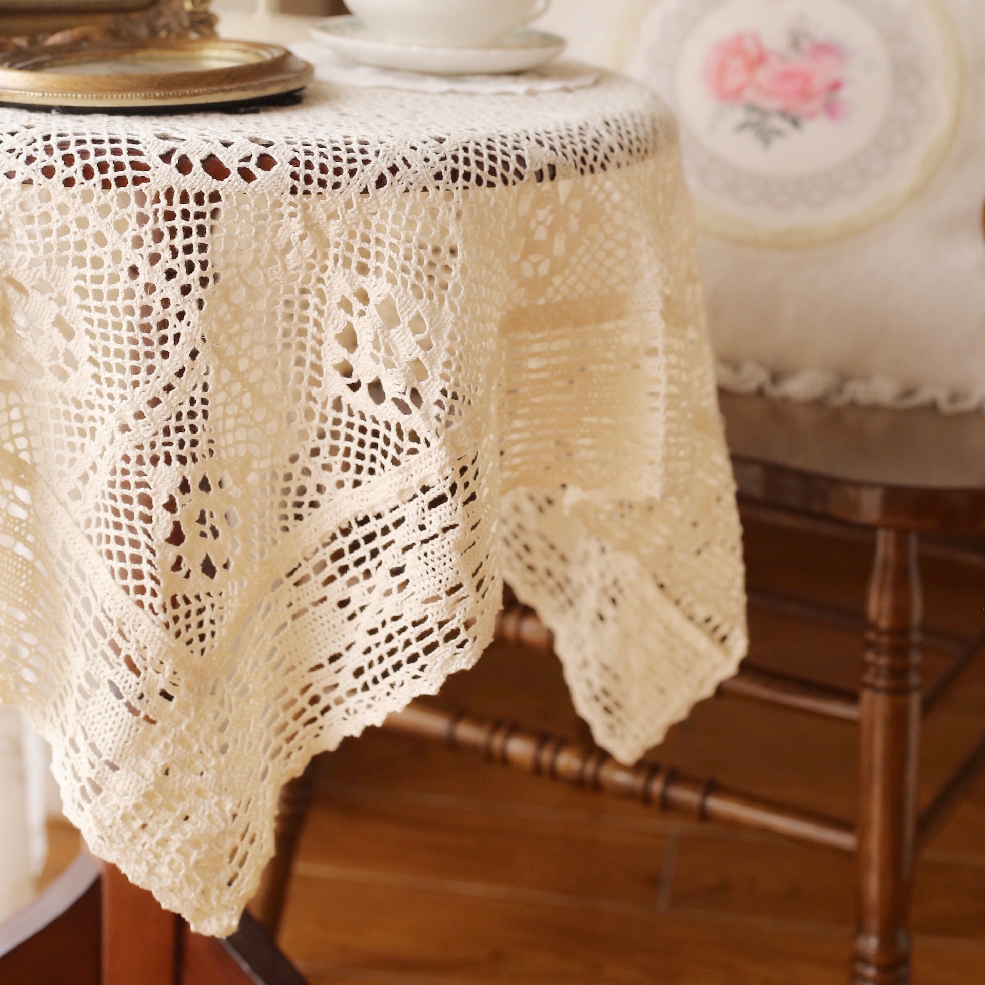 Lace Embroidered Simple Tablecloth– The Cottagecore