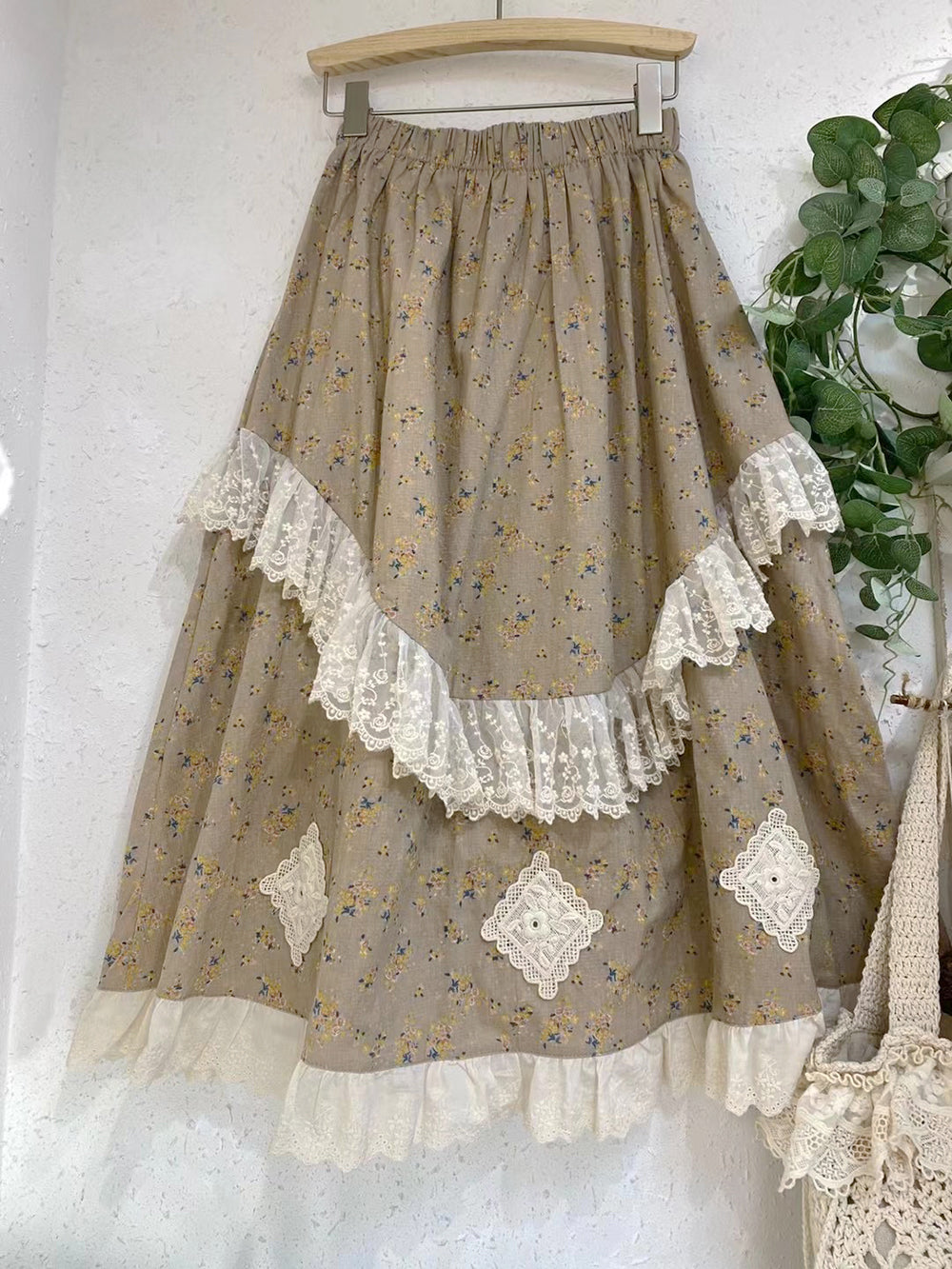 Prairie Farmcore Floral Skirt With Lace Trim– The Cottagecore