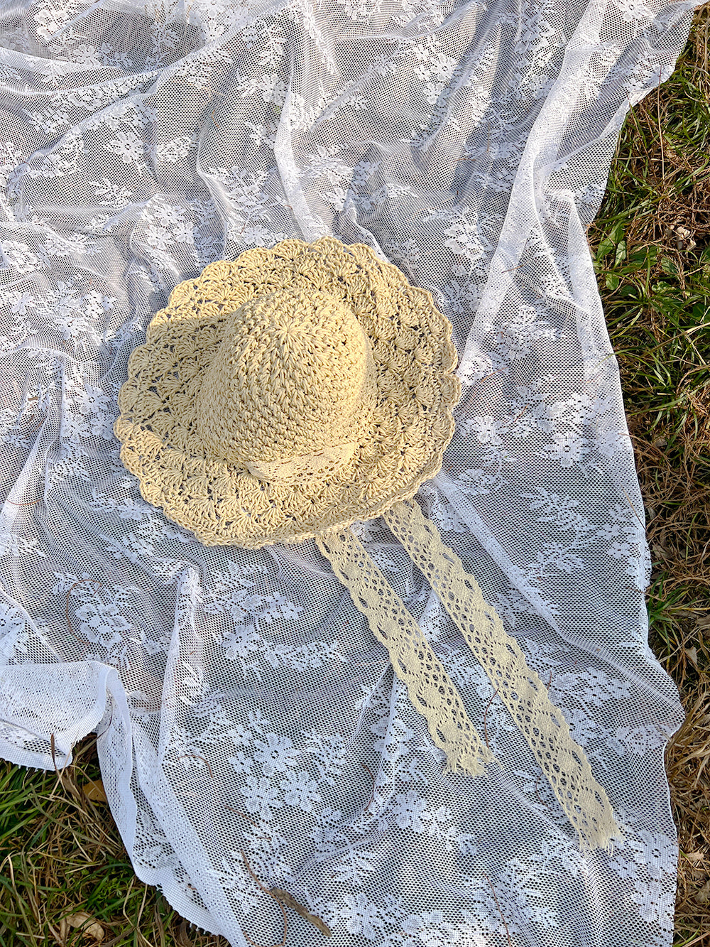 Handmade Straw Hat With Lace Ribbon– The Cottagecore