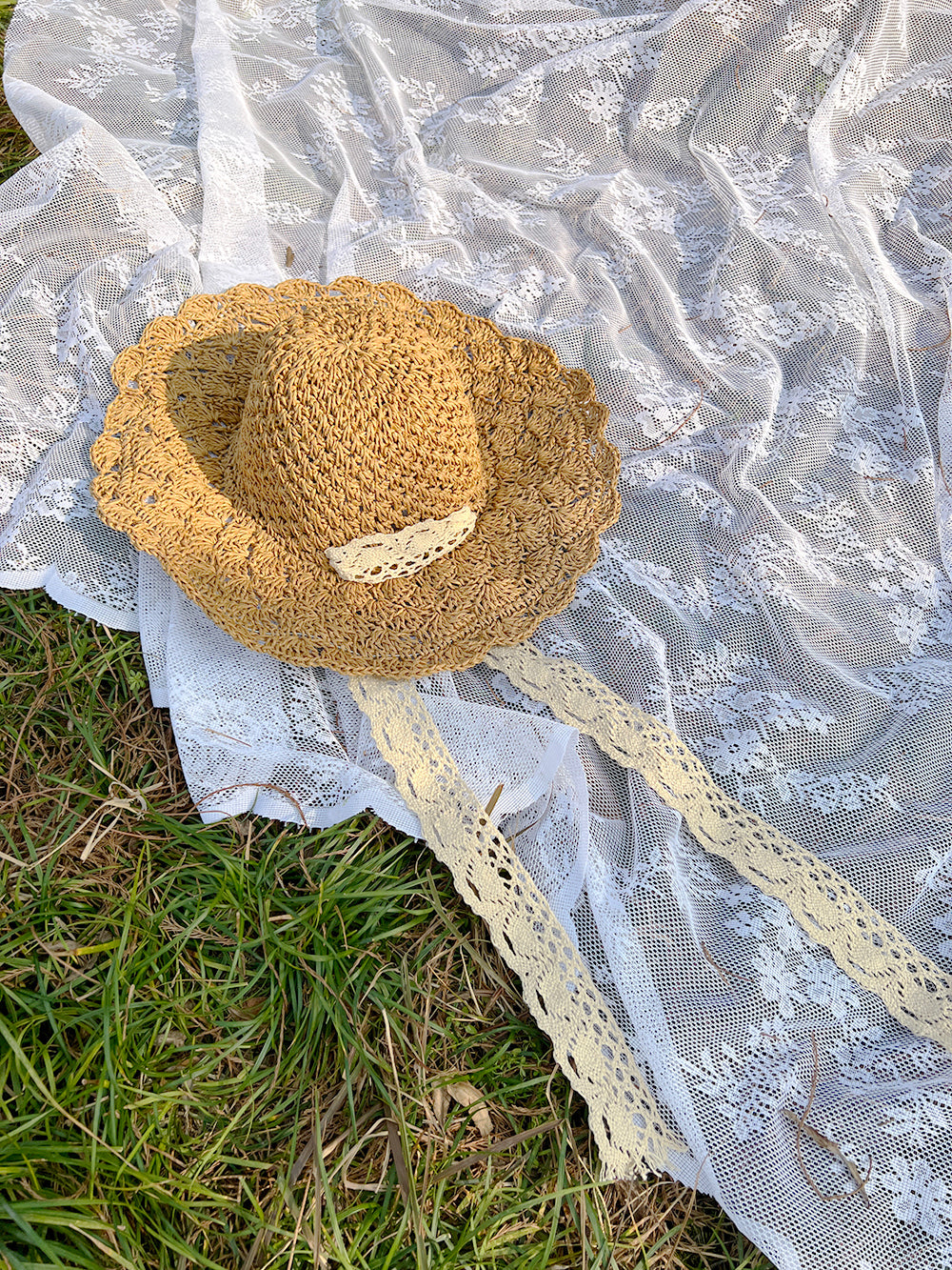 Handmade Straw Hat With Lace Ribbon– The Cottagecore