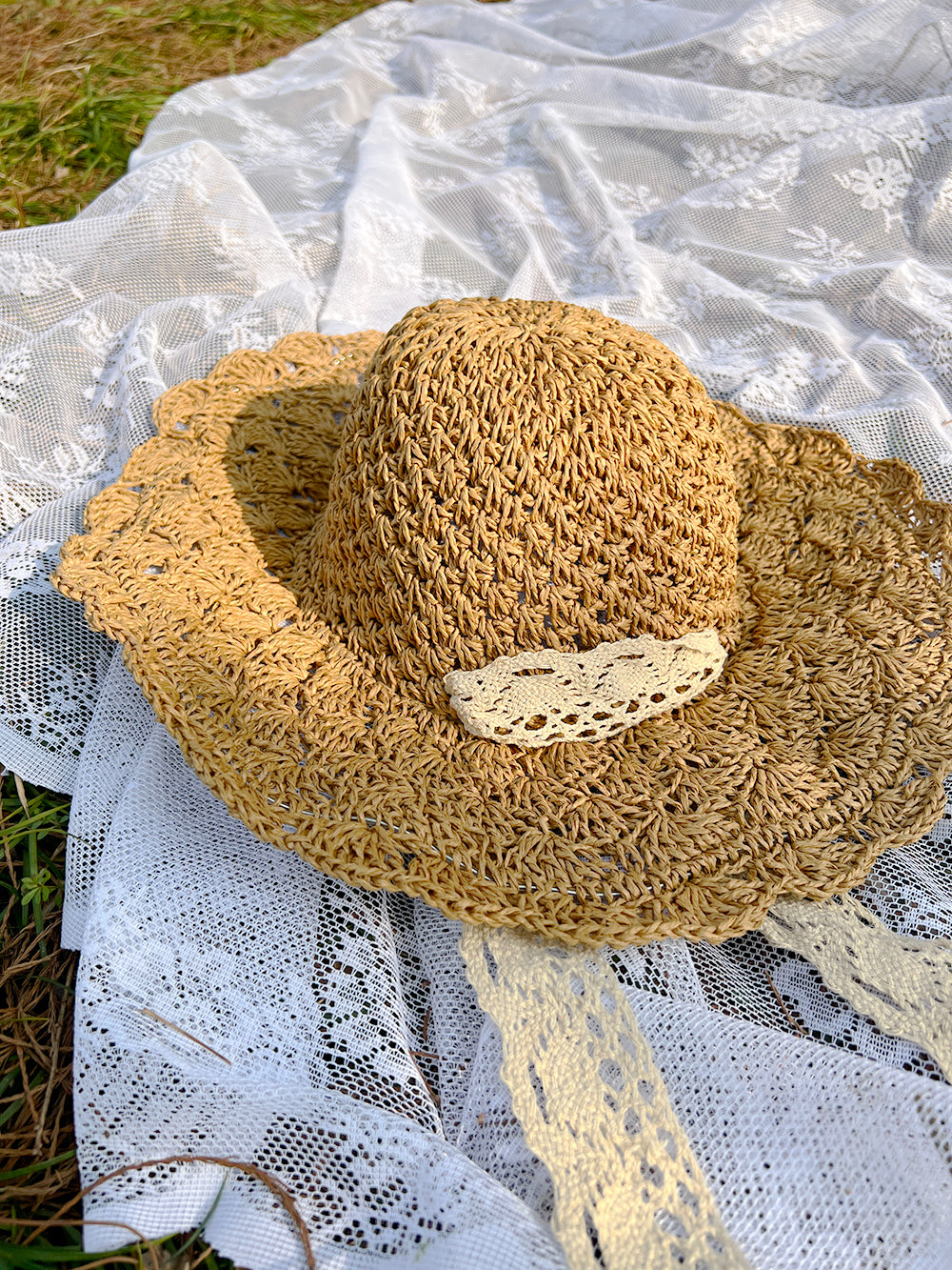 Handmade Straw Hat With Lace Ribbon– The Cottagecore